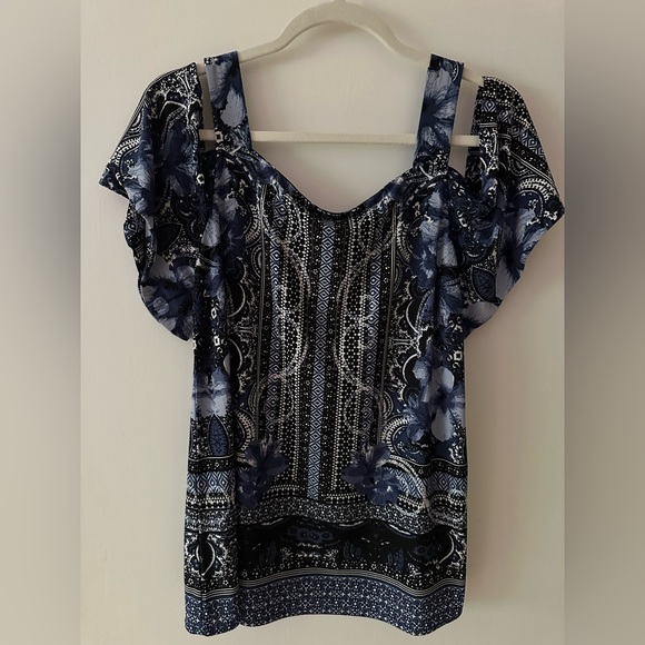 INC International Concepts | Tops | Inc M Floral Blue And Black Womens ...